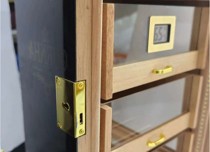 Cigar Cabinet and Accessories - ACCESSORIES - Cigar accessories - Caves ...