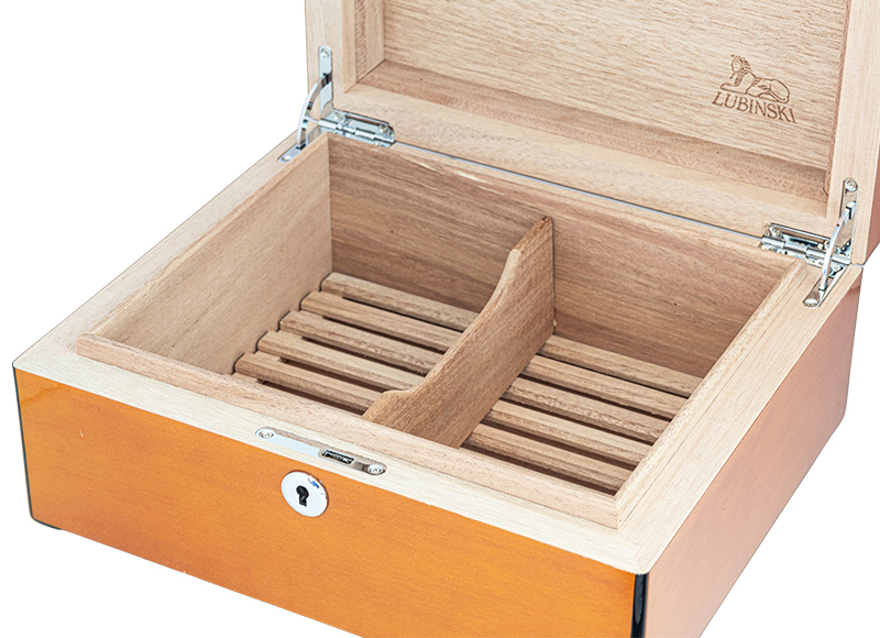 Lubinski Cigar Humidor – Store Your Cigars with Elegance